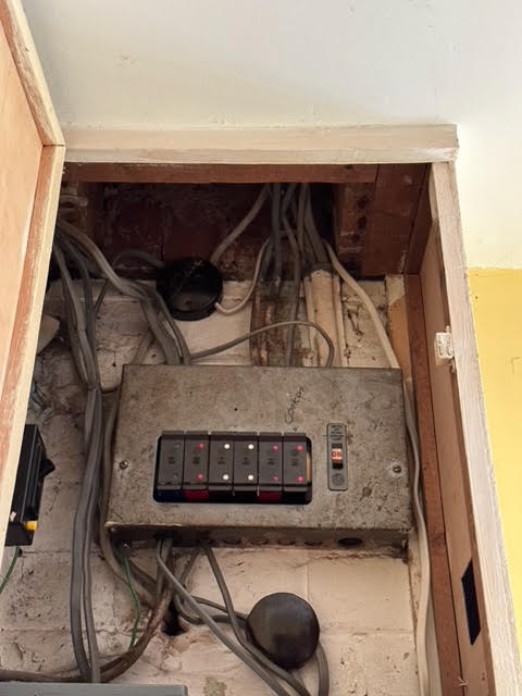 EICR Electrician | ElectricsFixed